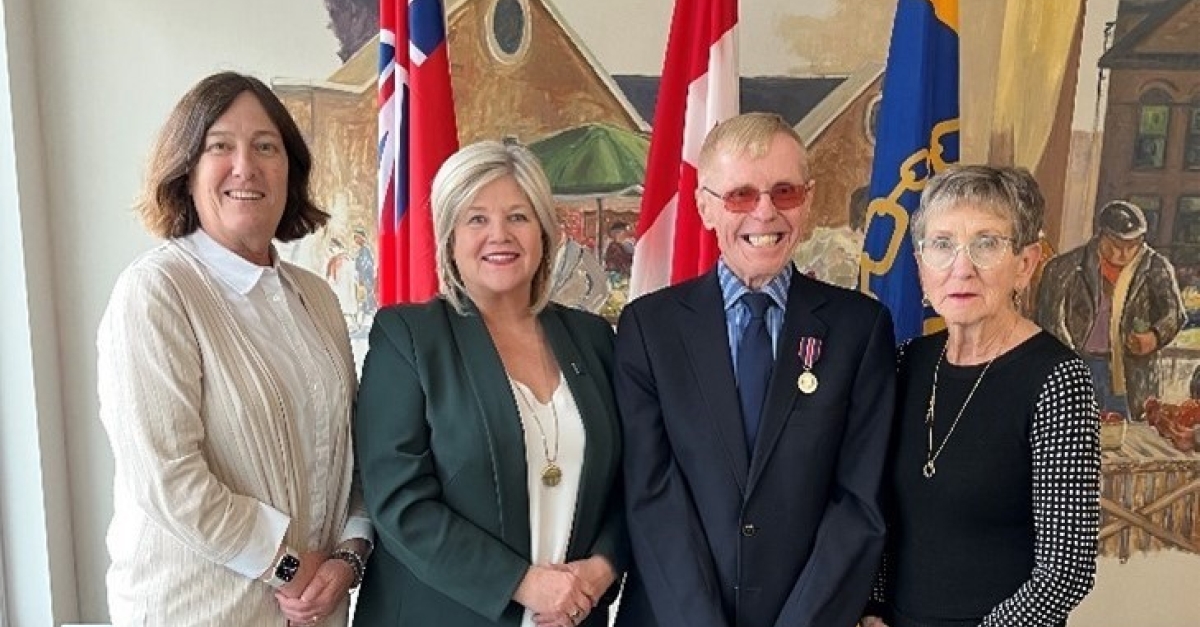 Un hommage royal : Les bénévoles de l'INCA à Camp Lake Joe d'INCA ...